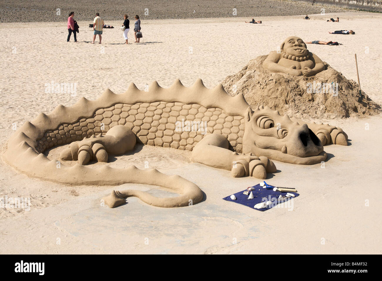 Sandcastle sand art sculpture hi-res stock photography and images - Alamy