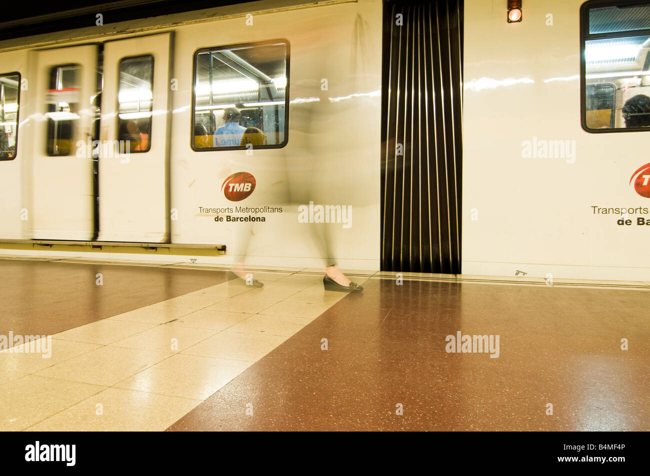 Tmb metro hi-res stock photography and images - Alamy