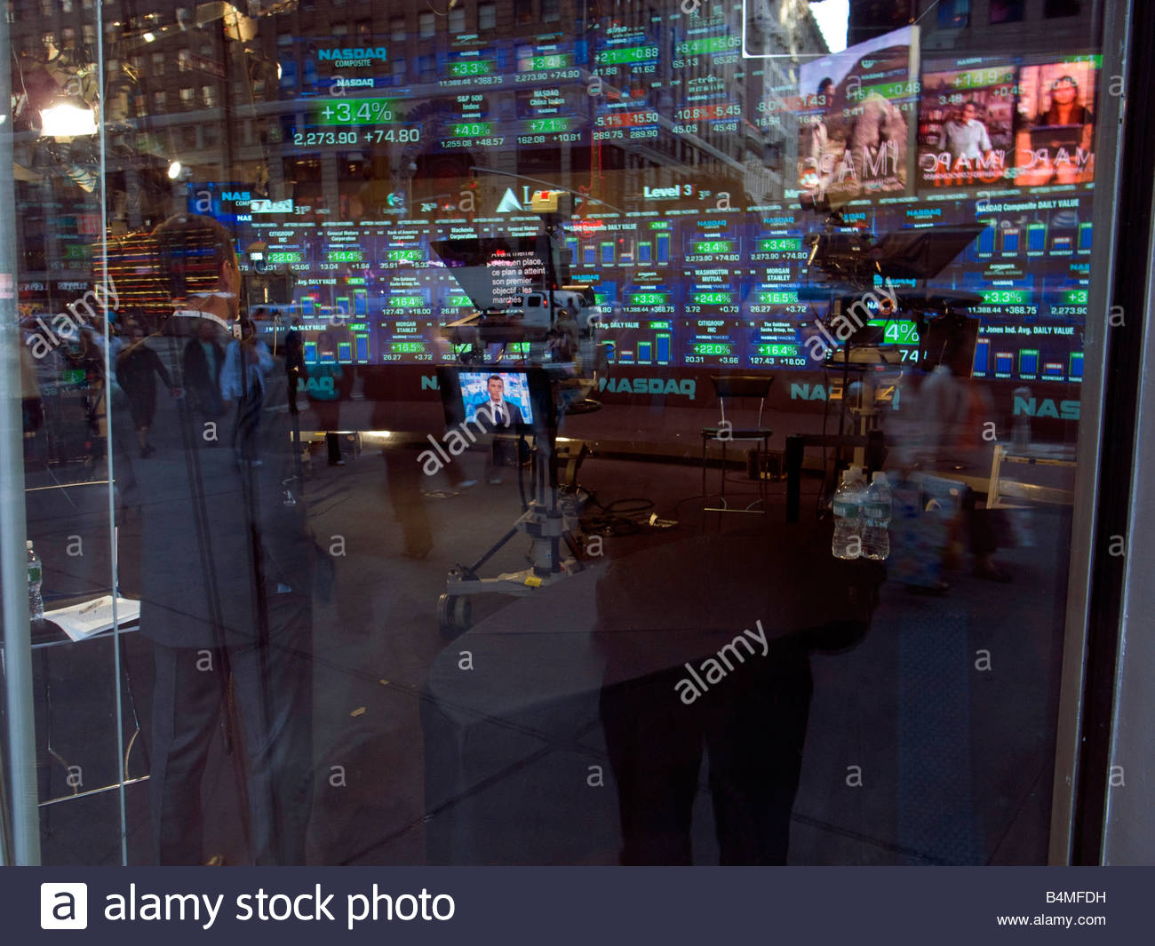 Abc Studios In Times Square Stock Photos & Abc Studios In Times Square ...