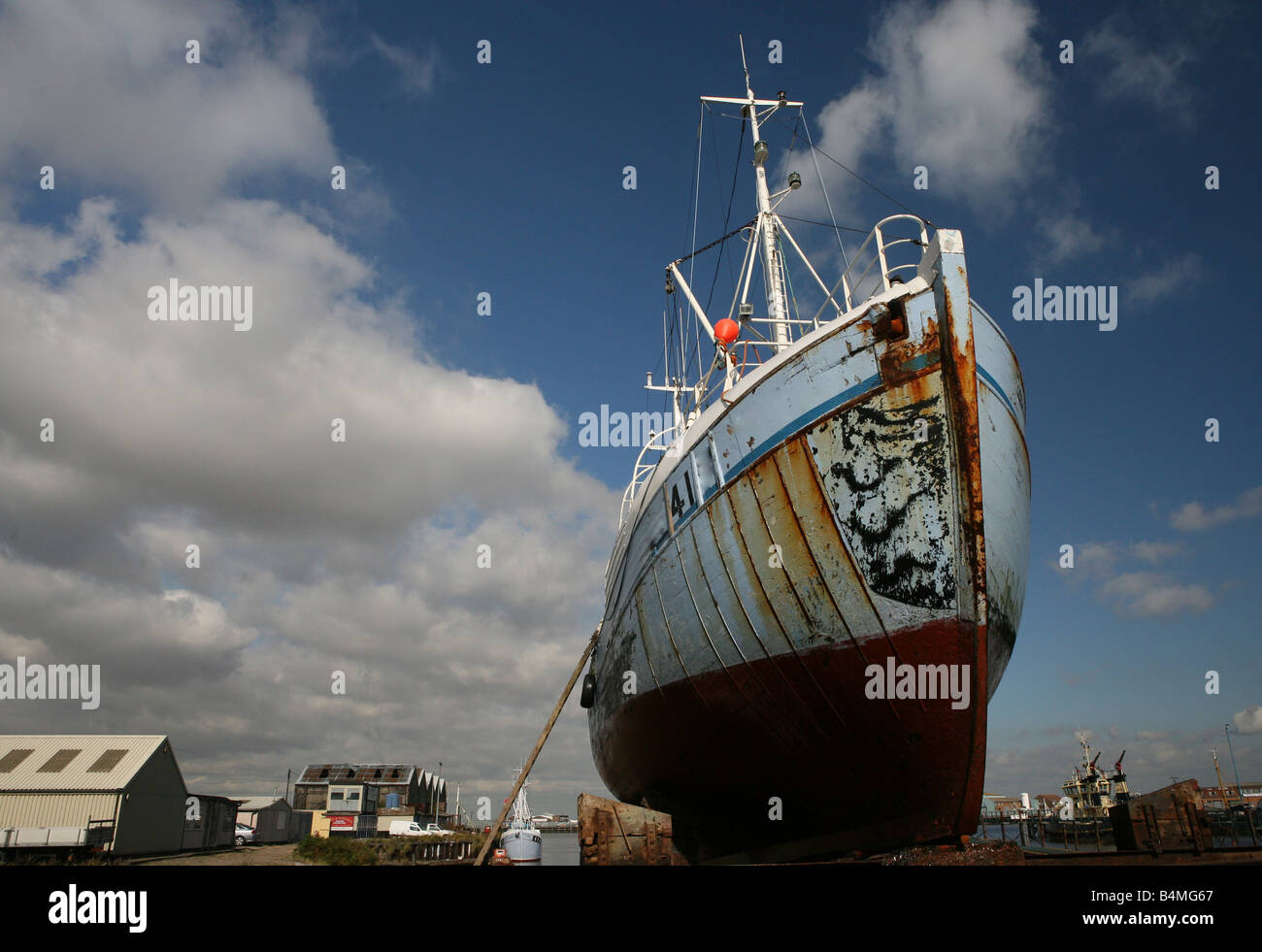 Fishing trawler grimsby lincolnshire hi-res stock photography and ...