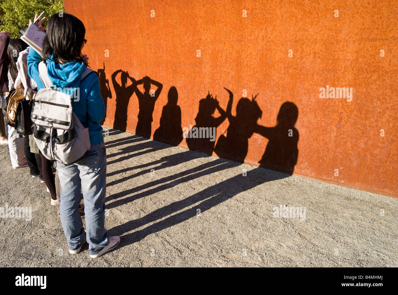 Japanese girls shadow playing on sculpture in Seattle Art Museum ...
