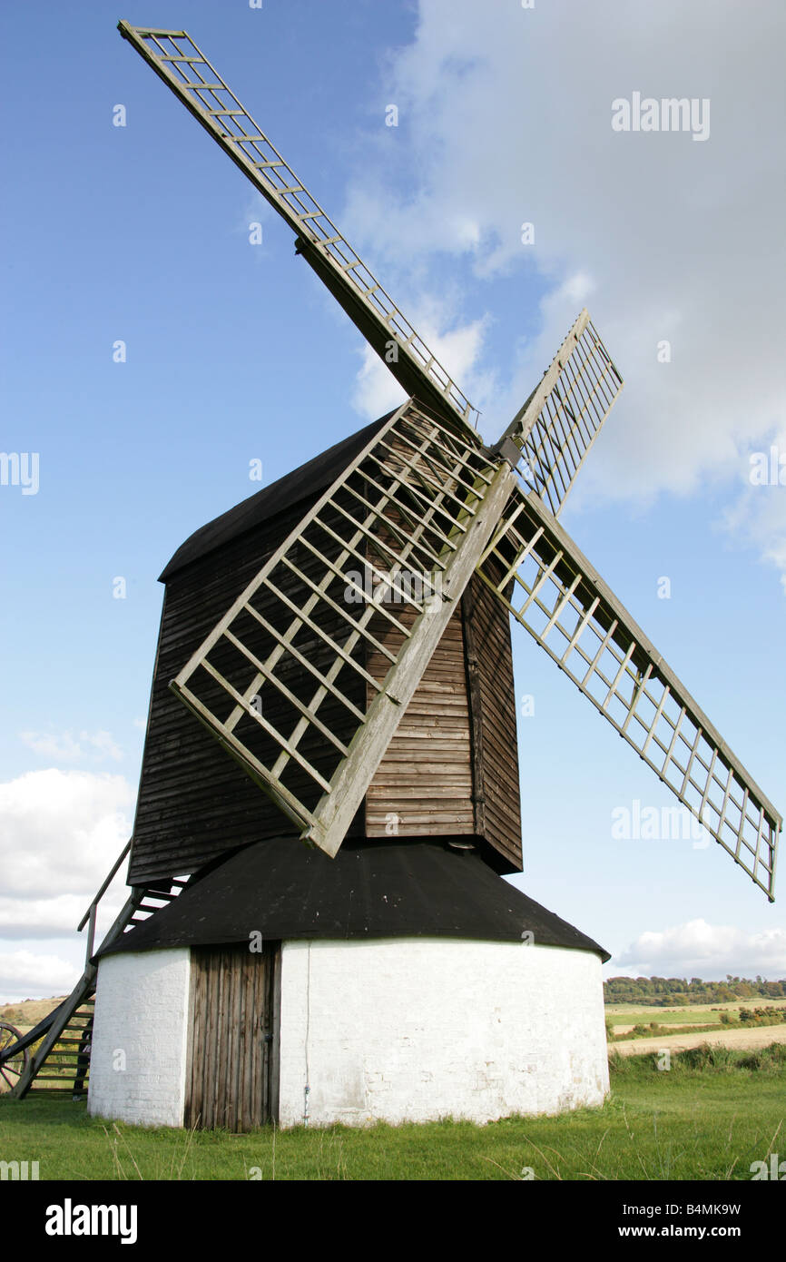 Pitstone Windmill, Pitstone Near Ivinghoe, Buckinghamshire, UK Stock ...