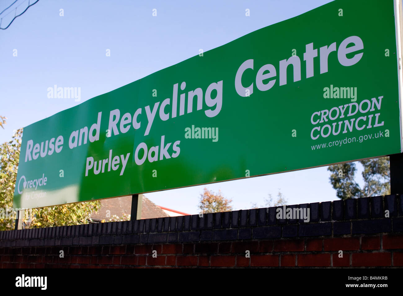 Reuse and recycling centre purley oaks croydon sign Stock Photo - Alamy
