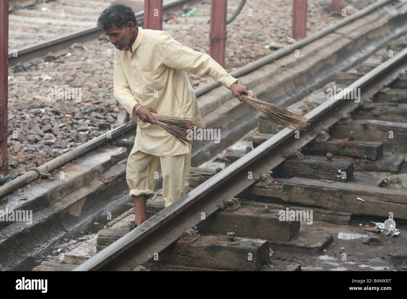 Indigenous local hi-res stock photography and images - Alamy