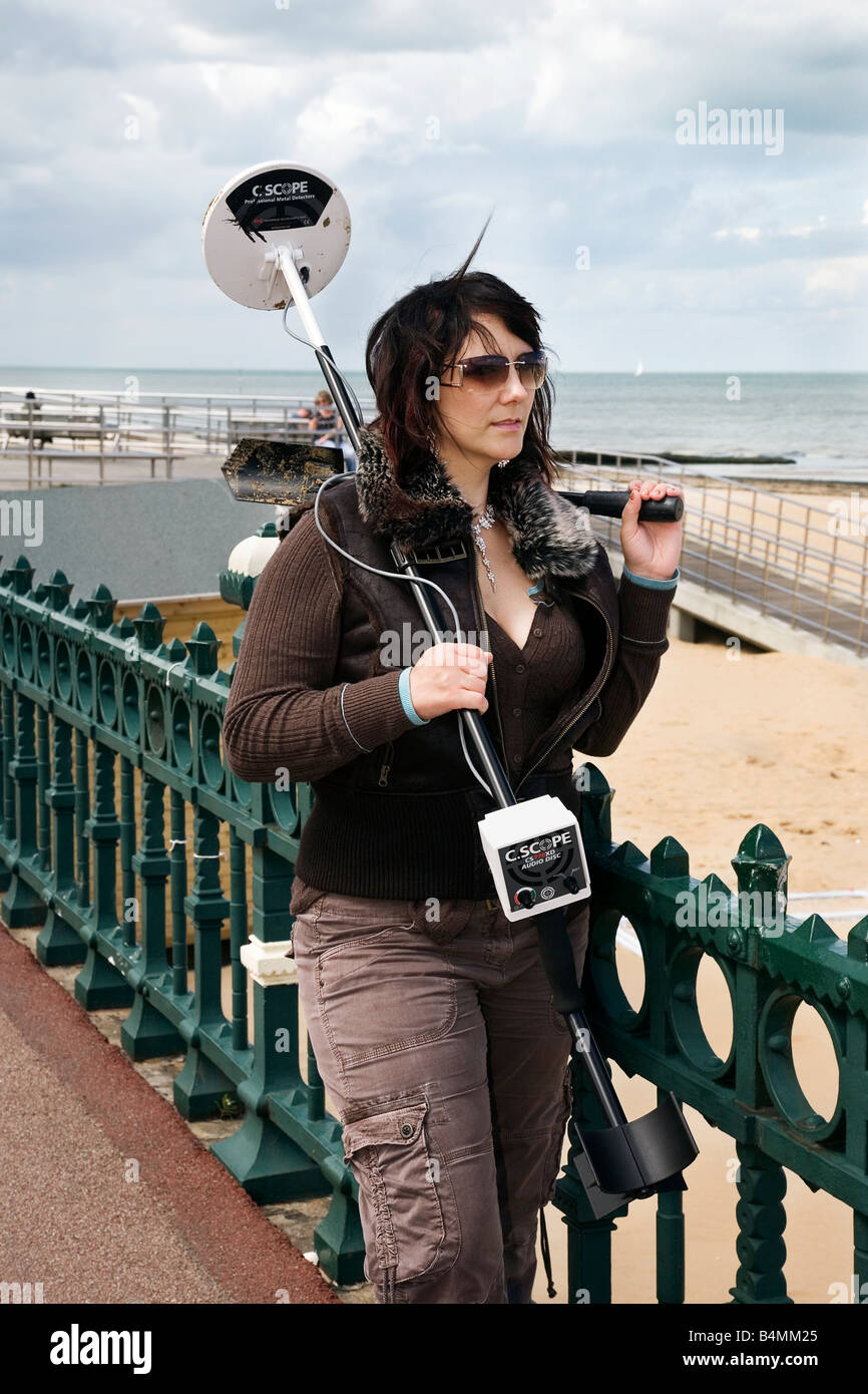 Woman metal detector hi-res stock photography and images - Alamy