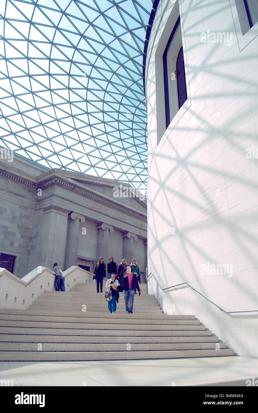 London atrium hi-res stock photography and images - Alamy