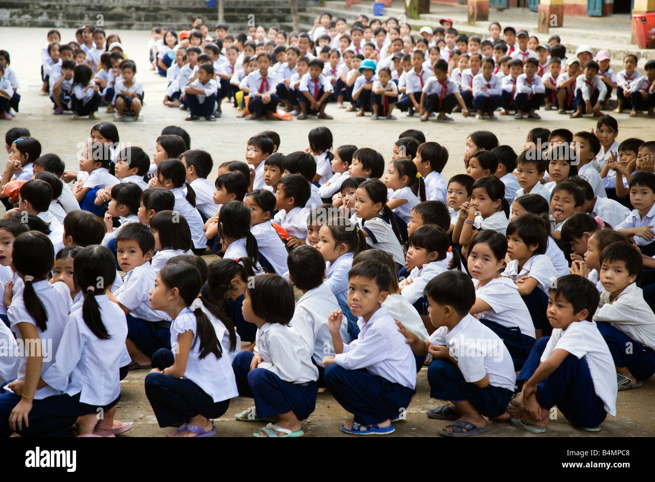 School assembly children pupils students hi-res stock photography and ...