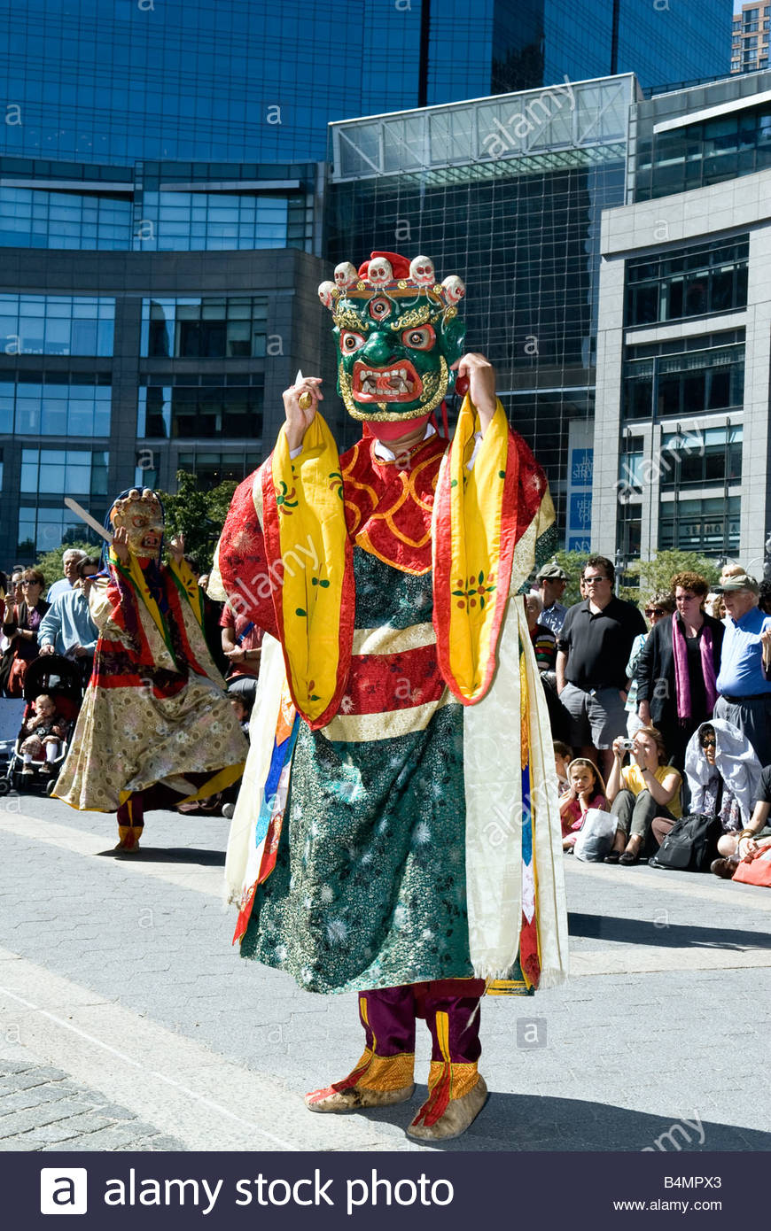 Bhutanese Mask High Resolution Stock Photography and Images - Alamy