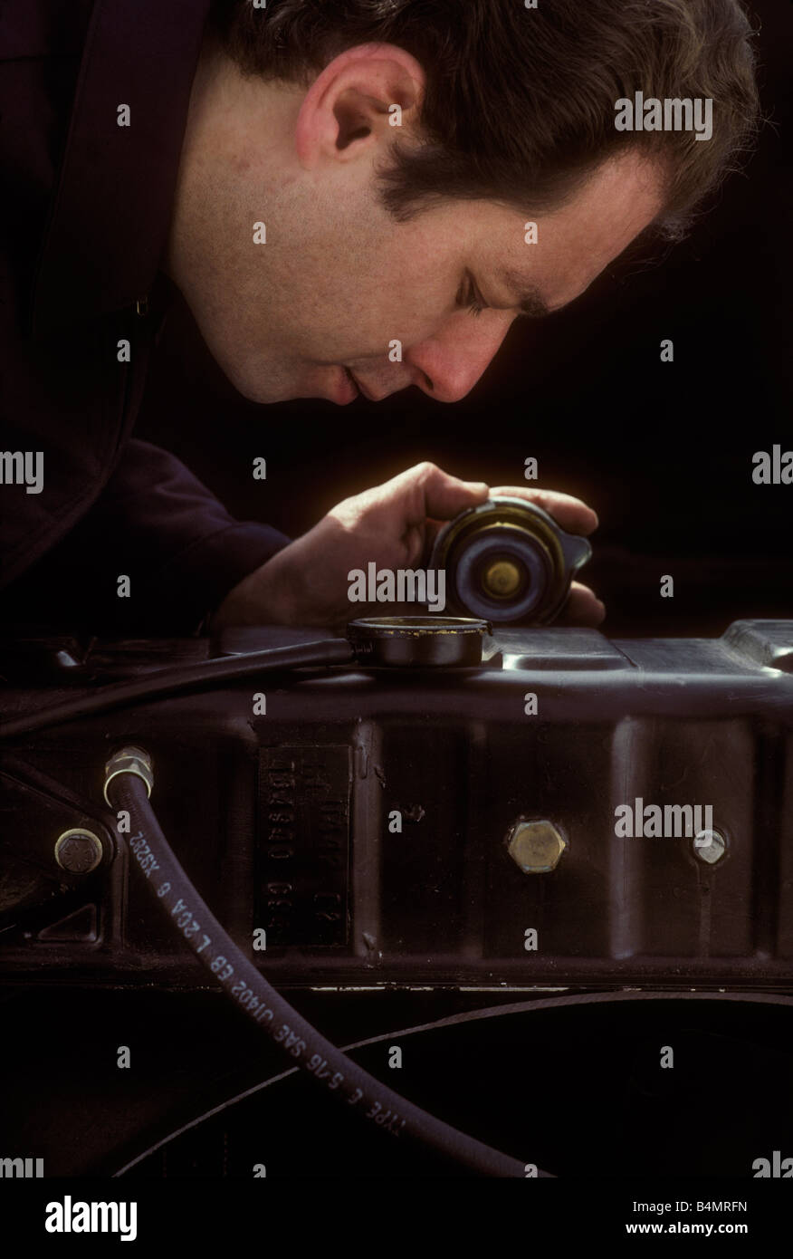 Mechanic to check fluids hi-res stock photography and images - Alamy
