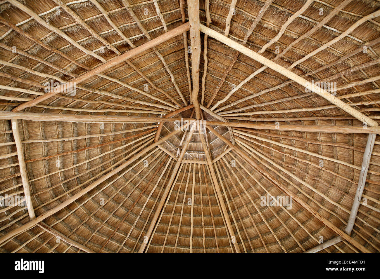 A simple thatch roof Stock Photo - Alamy