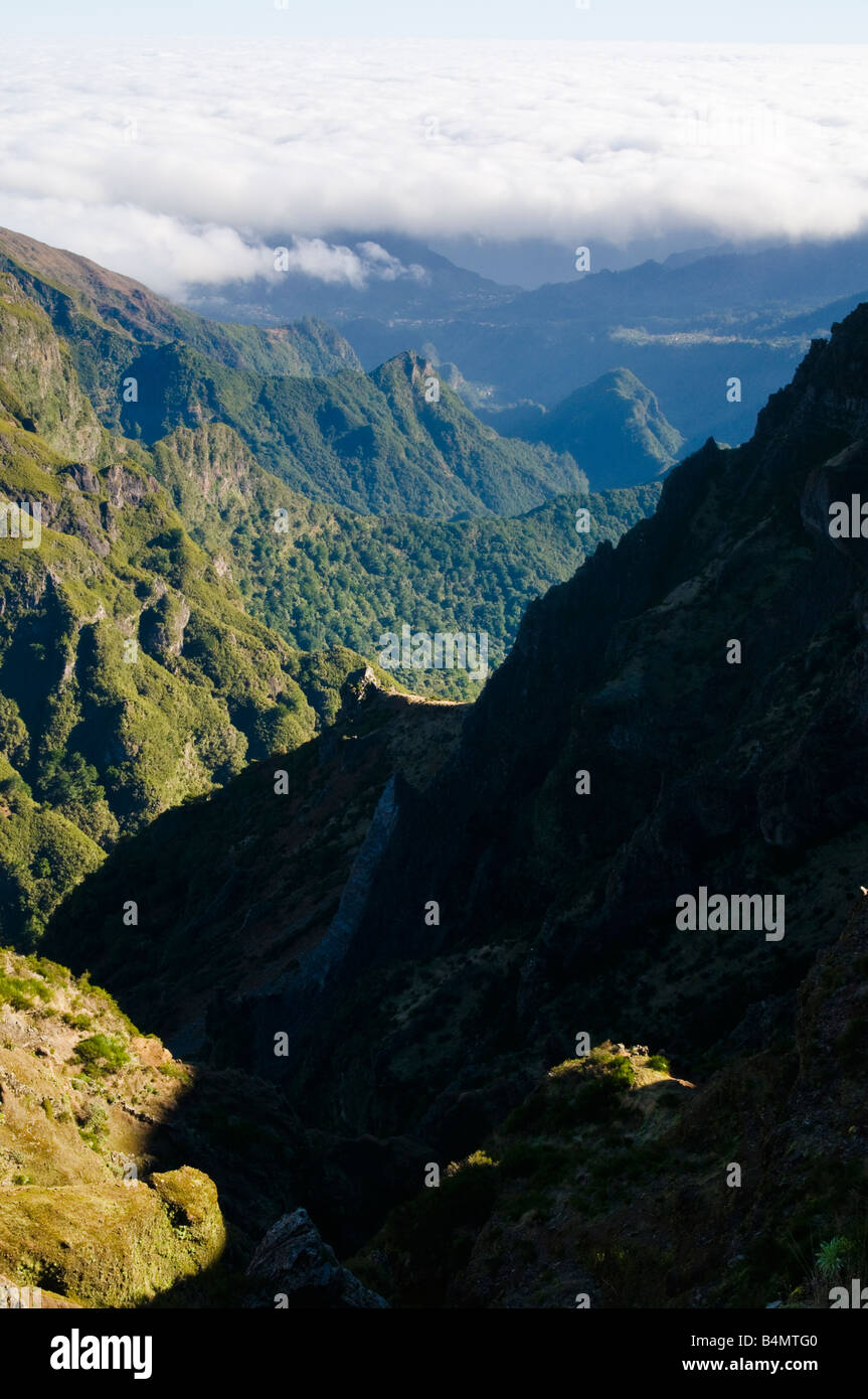 View north from Pico do Areeiro Madeira with sea of cloud Stock Photo ...