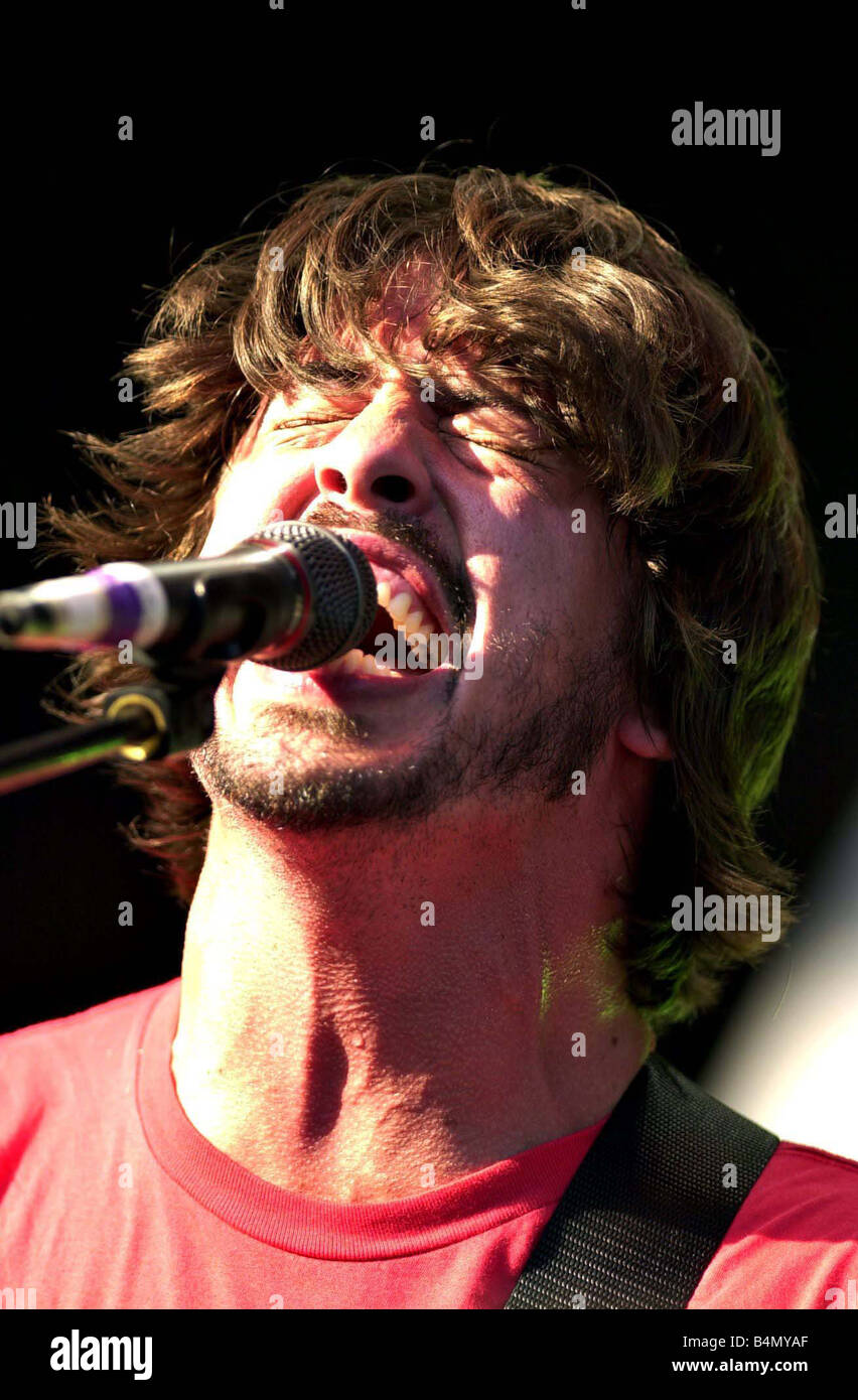 Dave Grohl Foo Fighters lead singer August 2003 playing at Big day out ...