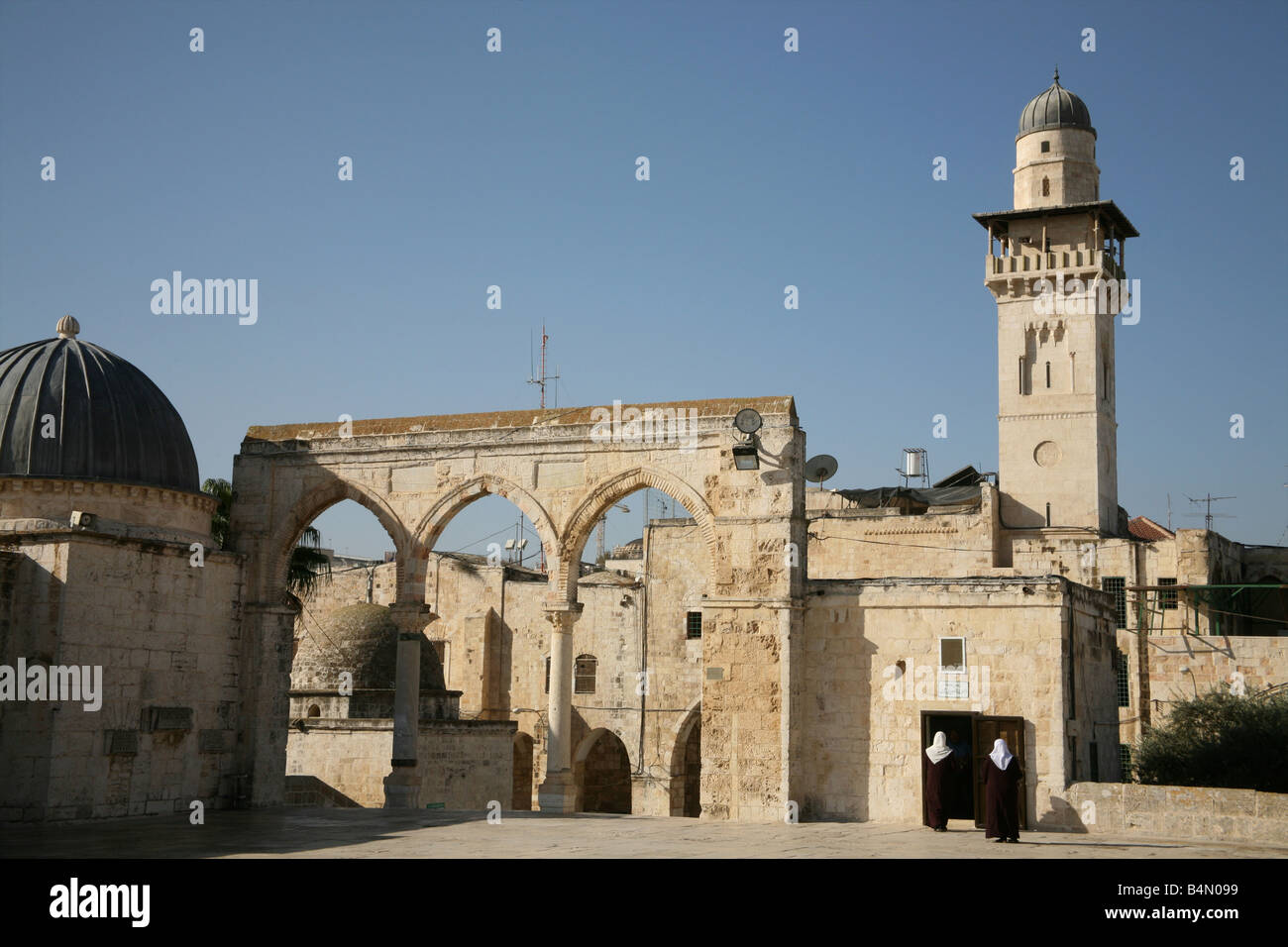 Ancient columns frame the Dome of the Rock on Temple Mount in the Old ...