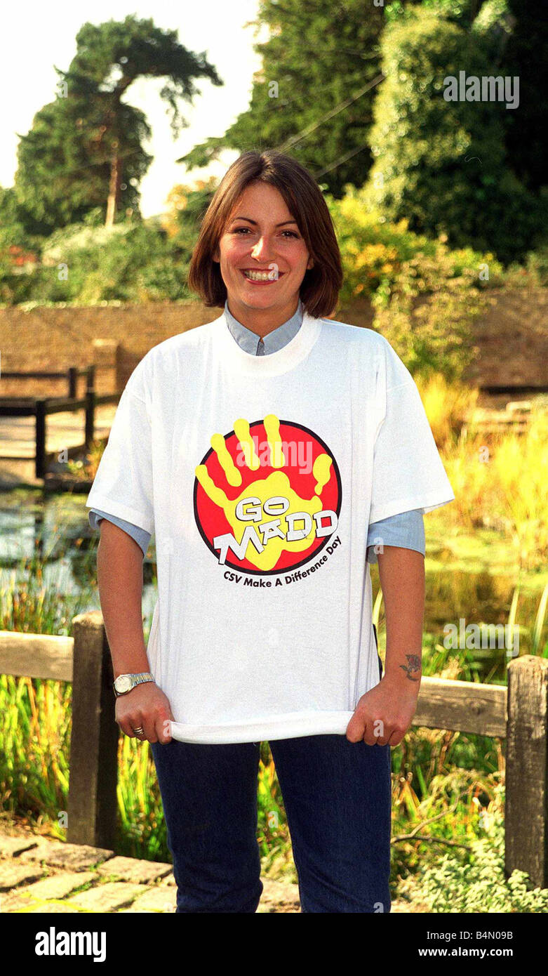 Davina McCall TV Presenter October 1999 at Brent Lodge Animal Centre in ...