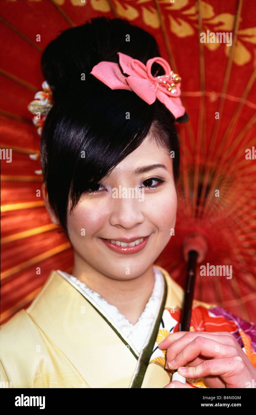 Japanese Girl with umbrella on Coming of Age Day Seijin no Hi MODEL ...