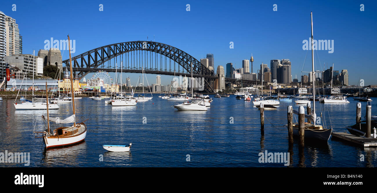 Harbour Bridge with Boat in Lavender Bay Stock Photo - Alamy