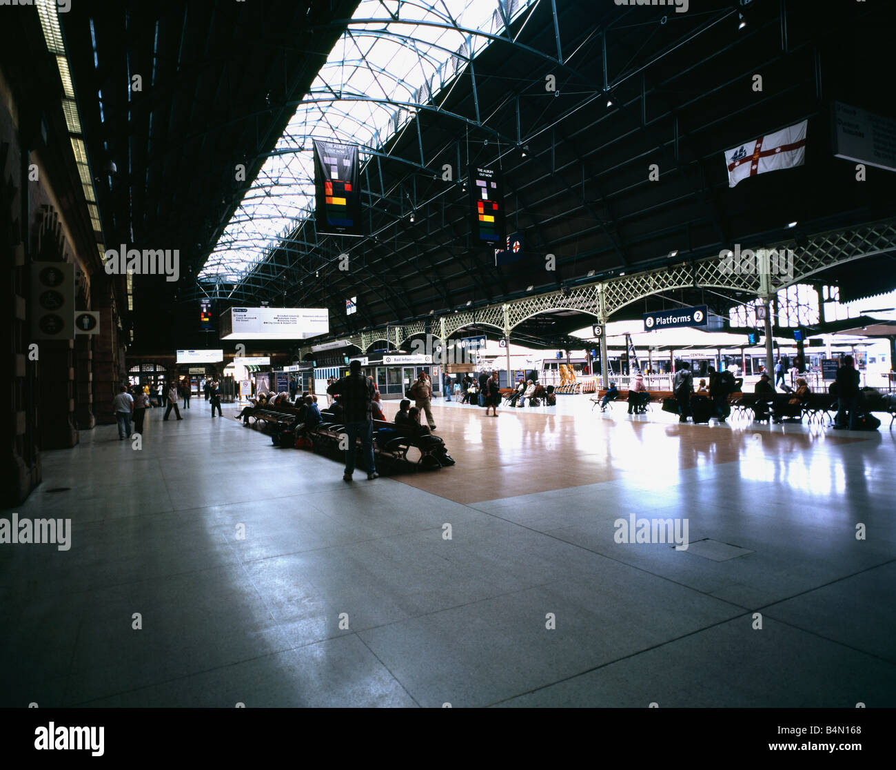 Inside Central Railway Station Stock Photo - Alamy