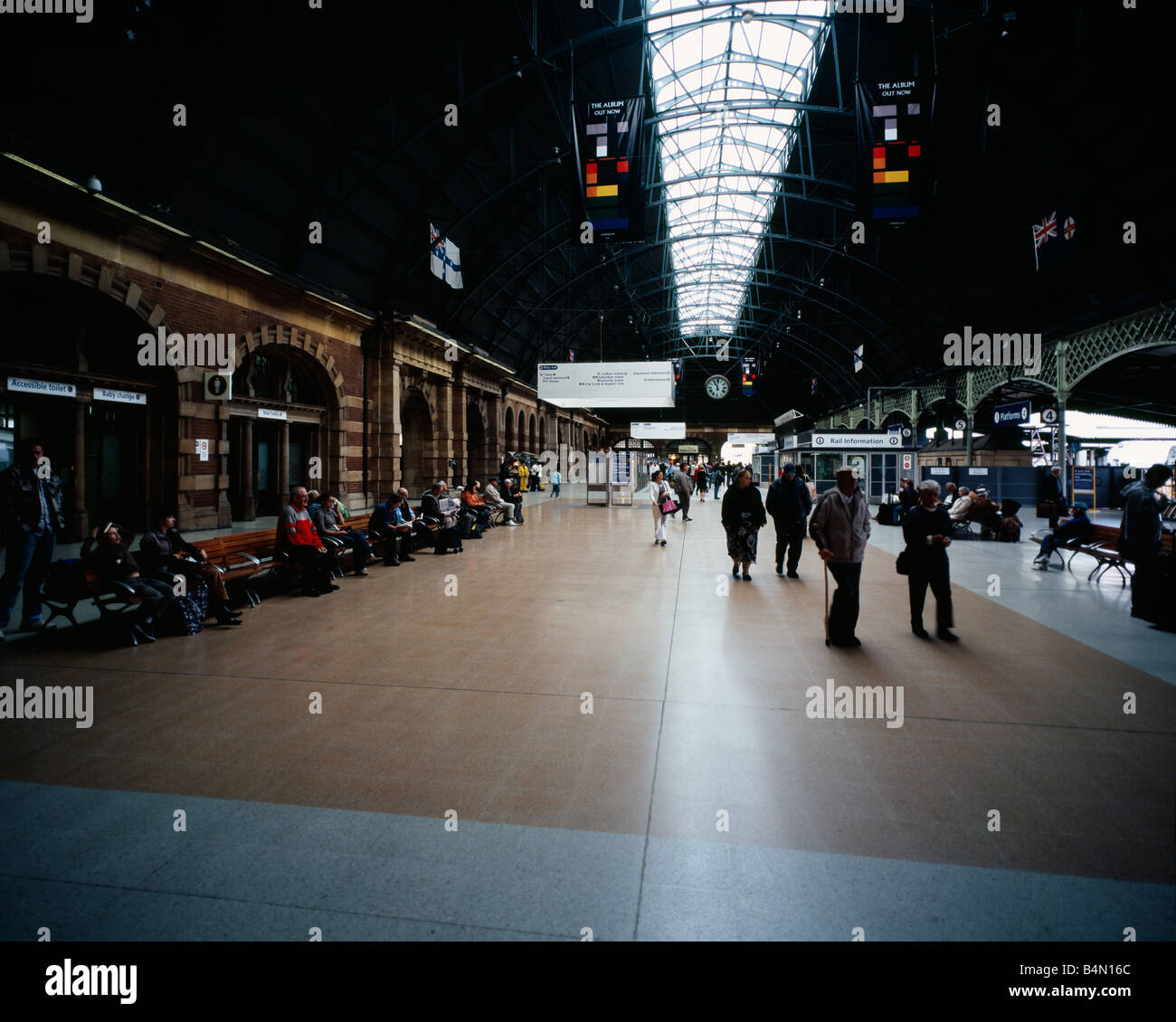 Inside Central Railway Station Stock Photo - Alamy