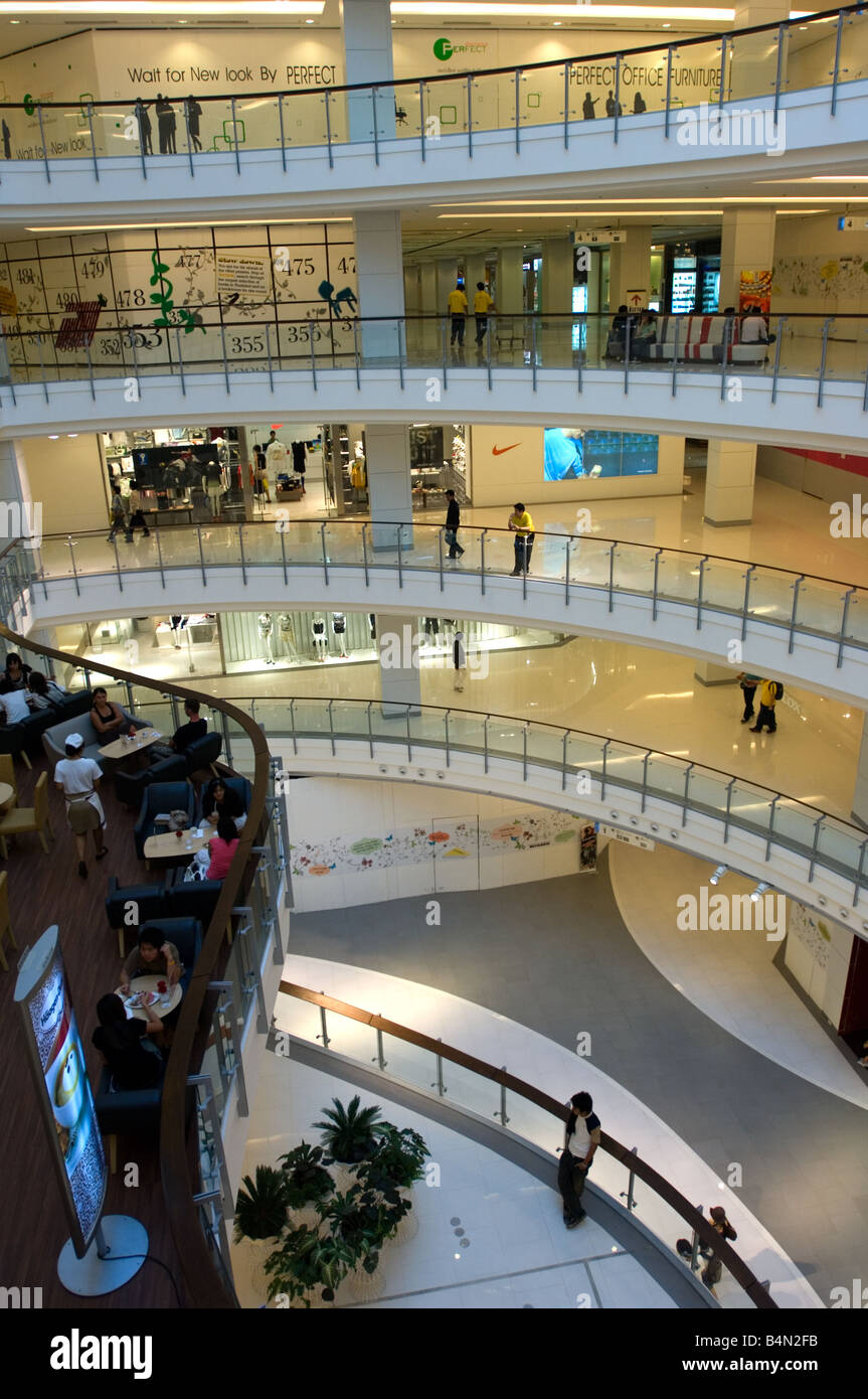 Inside Central World Shopping Plaza Stock Photo - Alamy