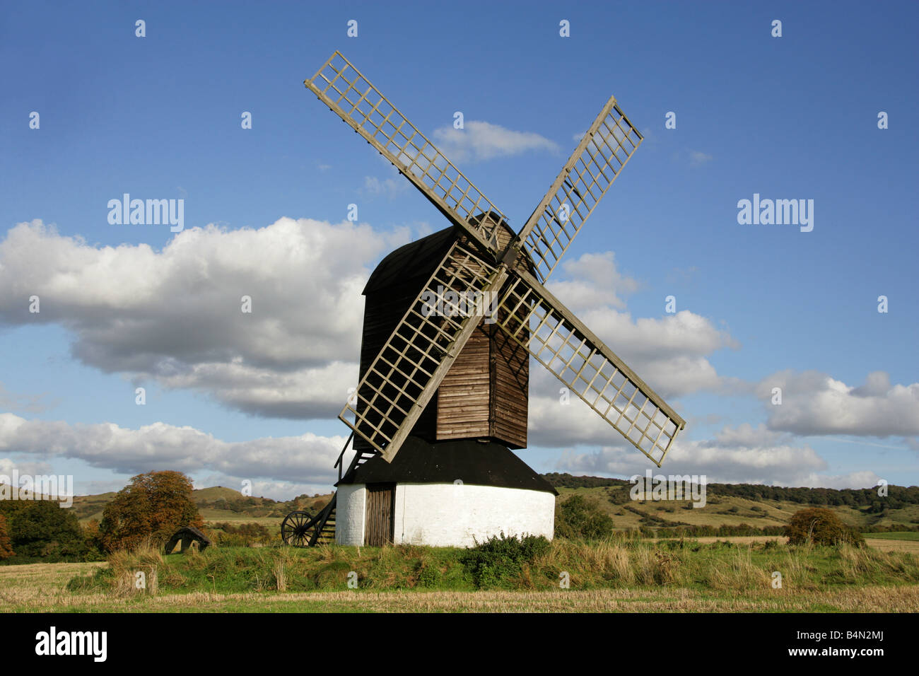 Pitstone windmill, buckinghamshire hi-res stock photography and images ...