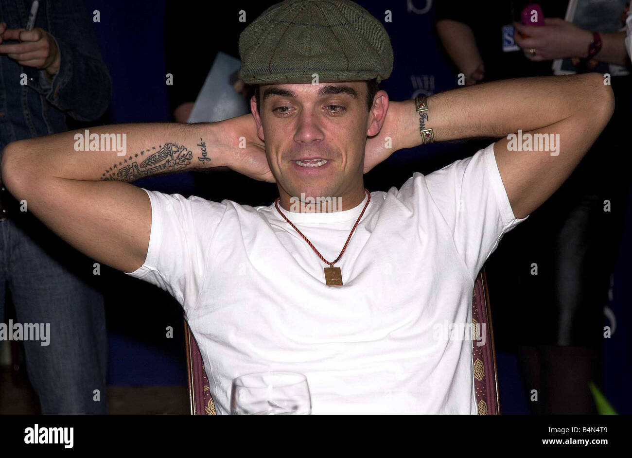 Robbie Williams in London December 2001 Where he met Mirror competition ...