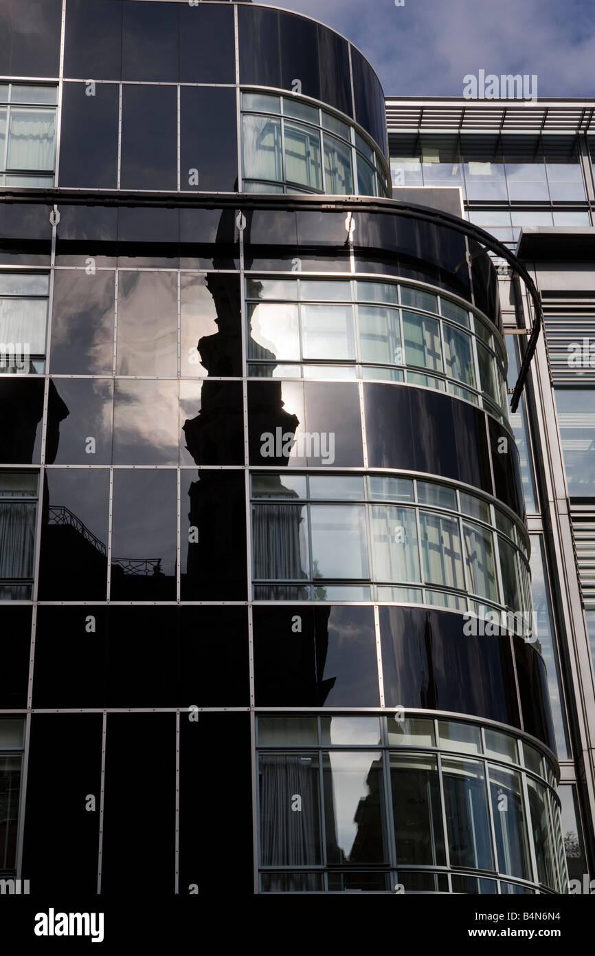 The Old Daily Express Building Fleet Street London Stock Photo - Alamy