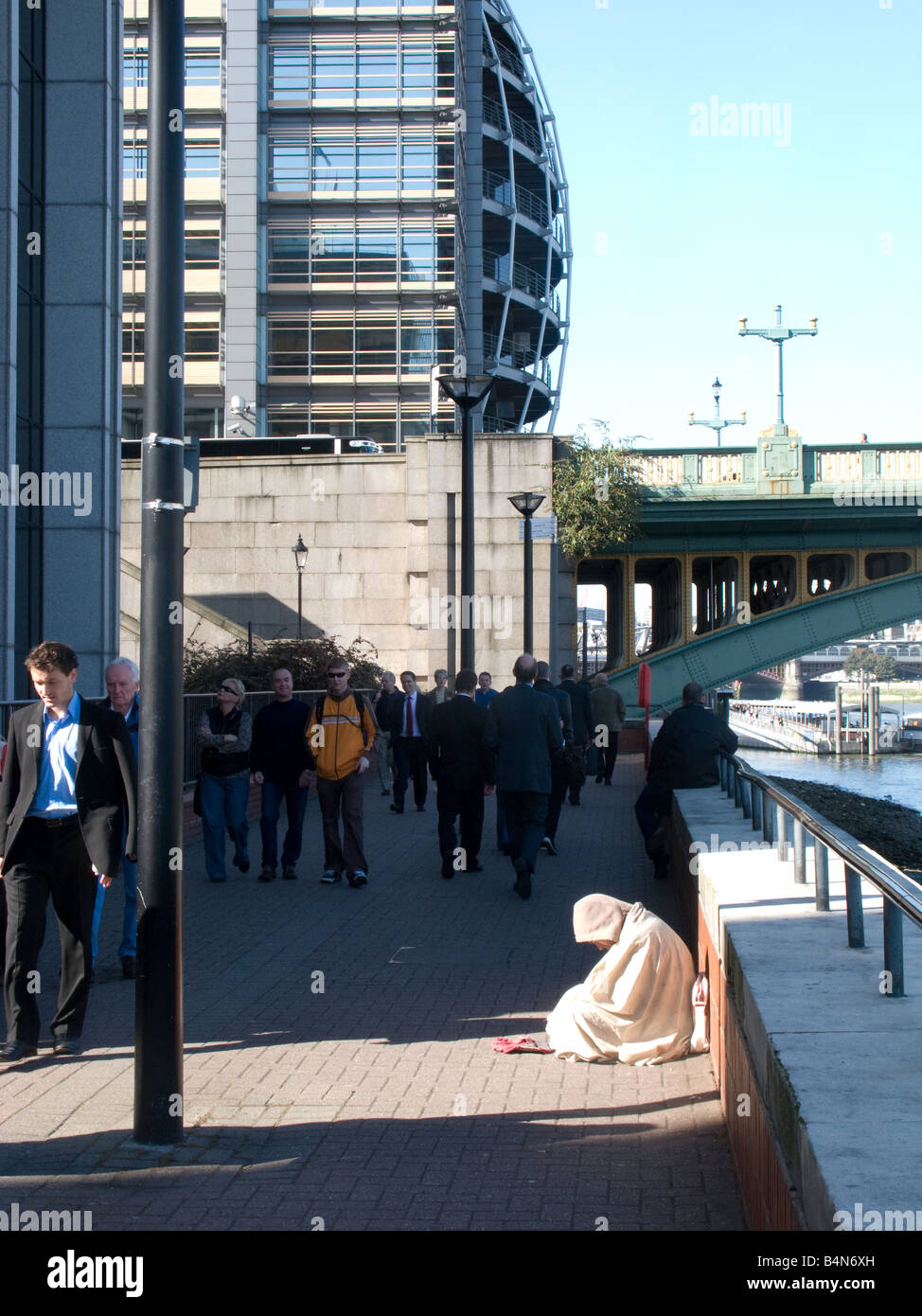 Homeless youth hi-res stock photography and images - Alamy