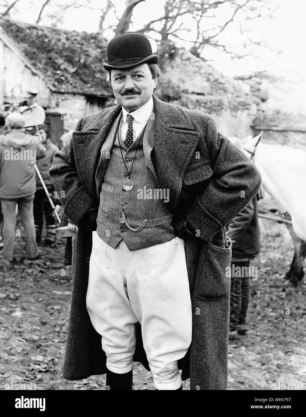 Peter bowles to the hi-res stock photography and images - Alamy