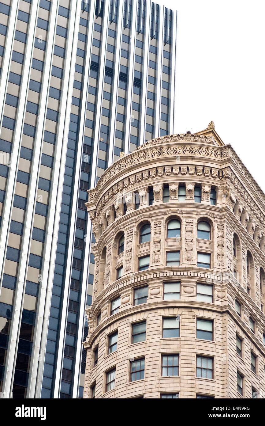 Buildings contrast hi-res stock photography and images - Alamy