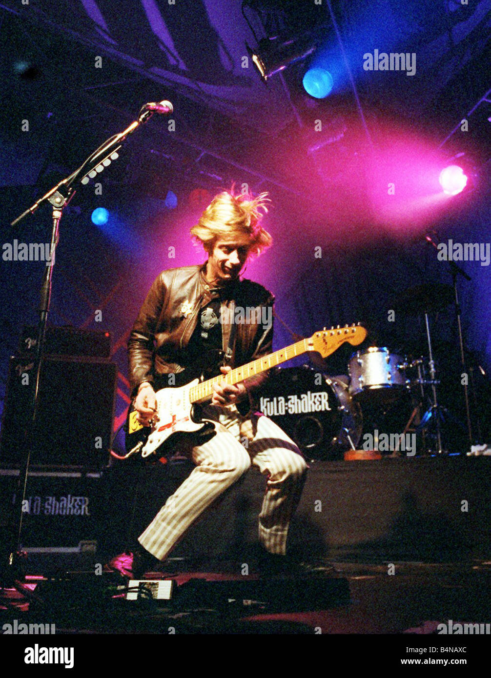 Kula shaker hi-res stock photography and images - Alamy