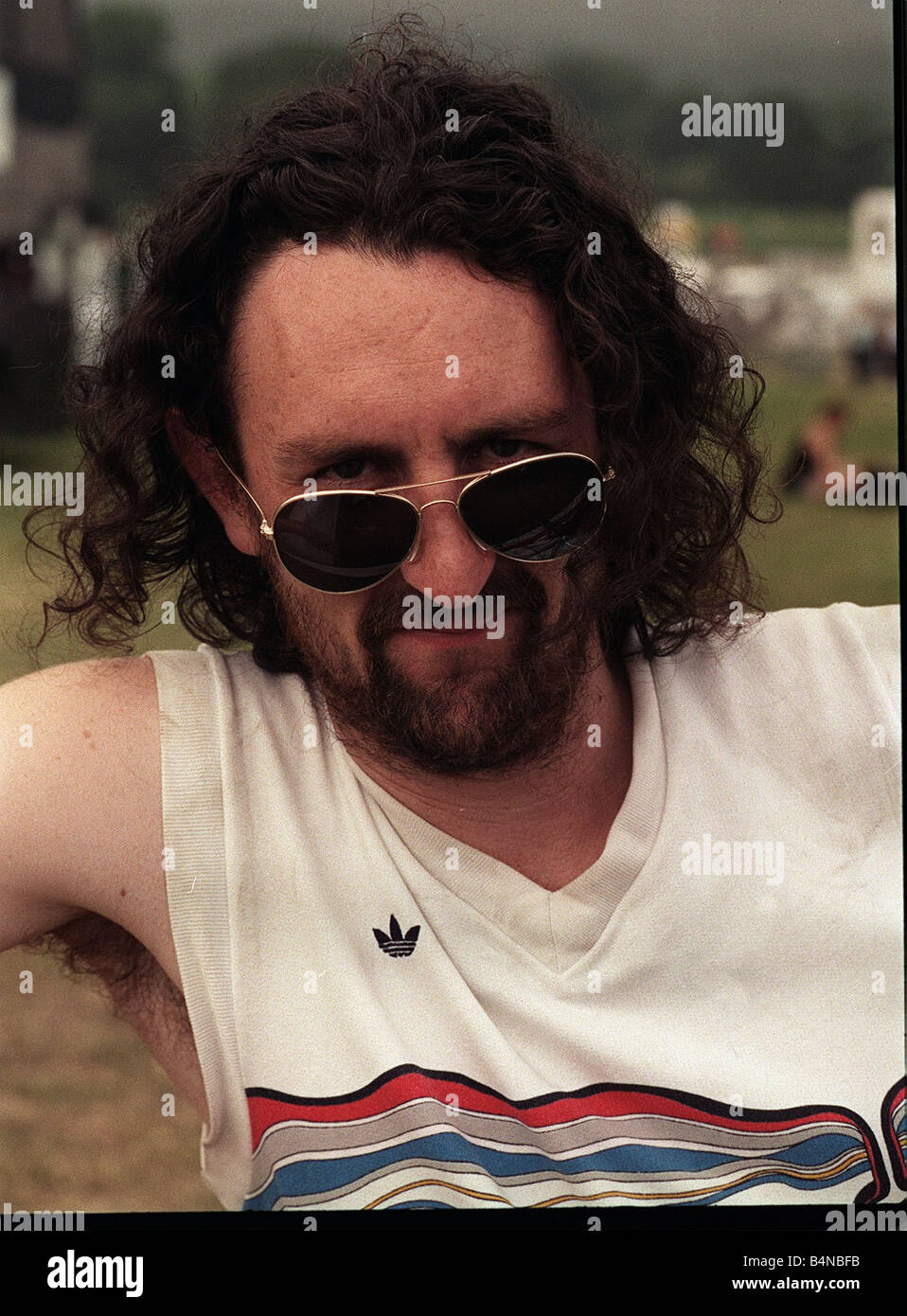 Phil Kay at T in the Park wearing dark sunglasses June 1999 Stock Photo ...