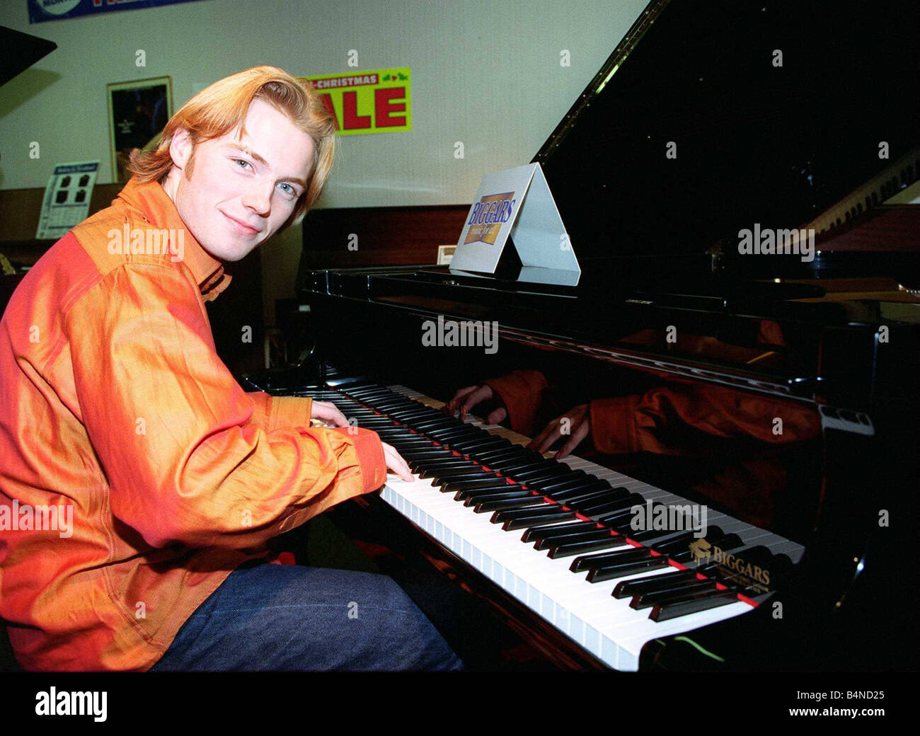 Ronan keating 1994 hi-res stock photography and images - Alamy