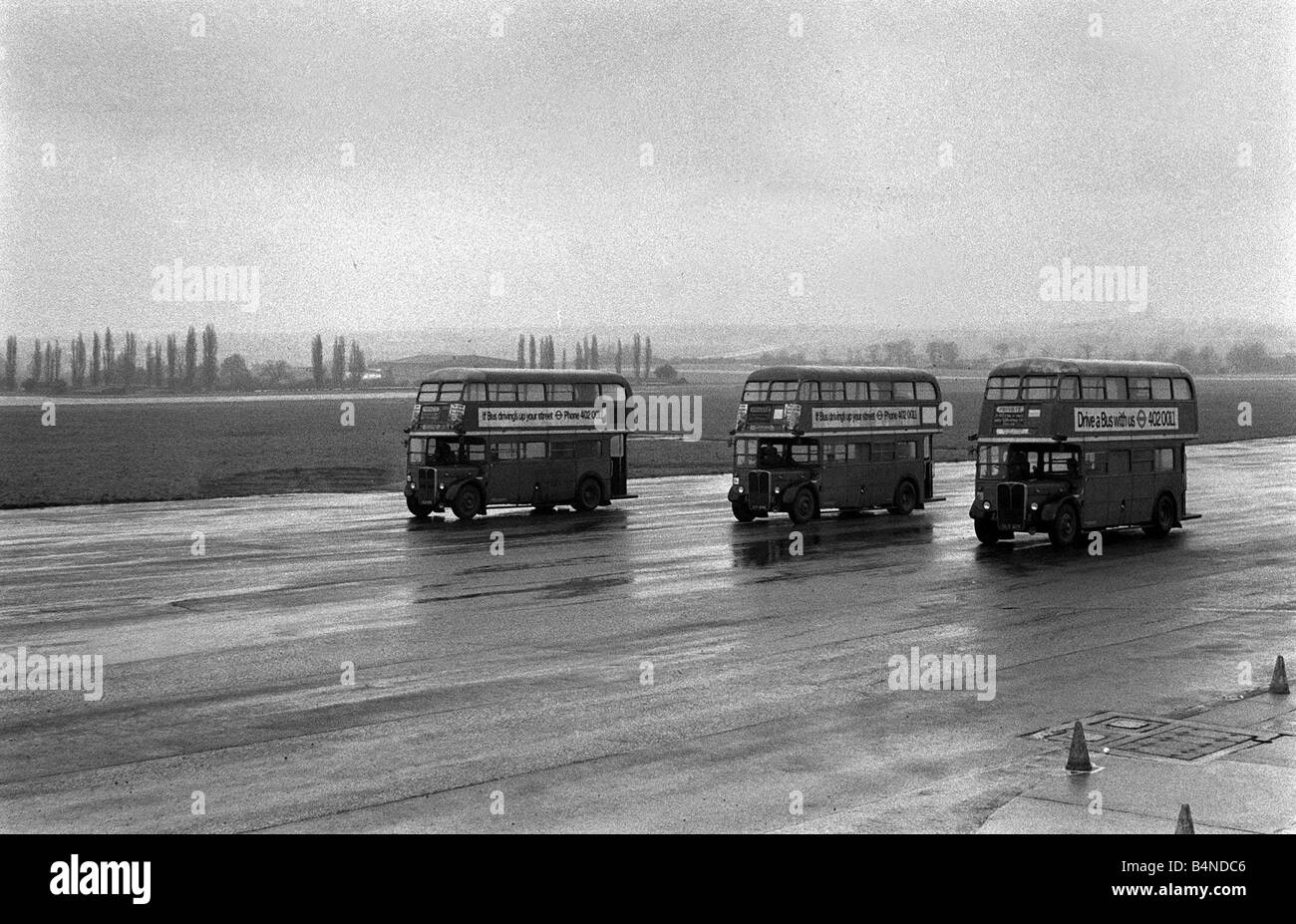 Red arrow double decker buses hi-res stock photography and images - Alamy