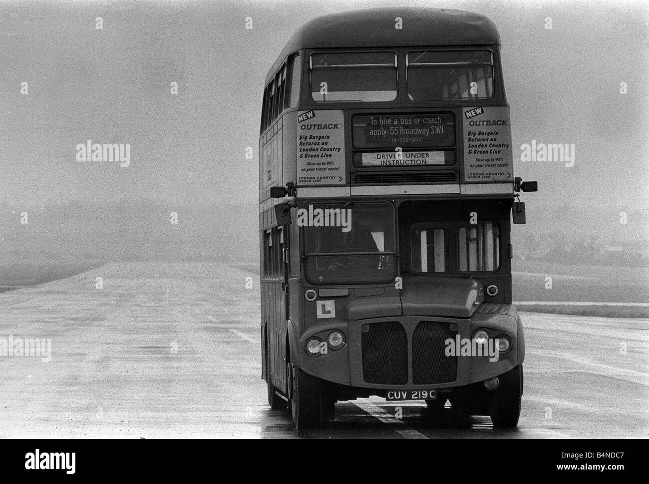 Red arrow double decker buses hi-res stock photography and images - Alamy