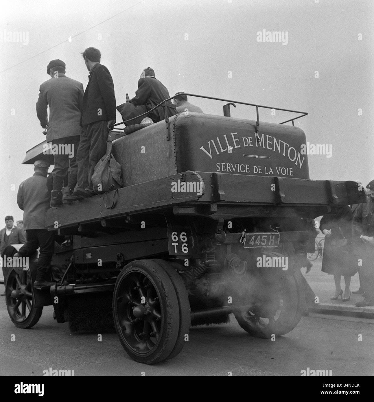 1960s commercial vehicles hi-res stock photography and images - Alamy