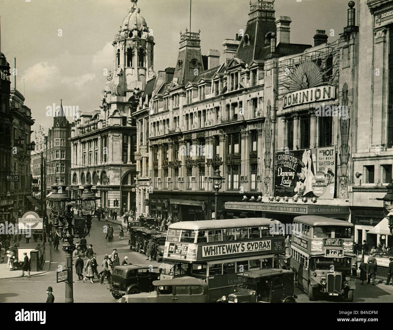 St giles london street scene hi-res stock photography and images - Alamy