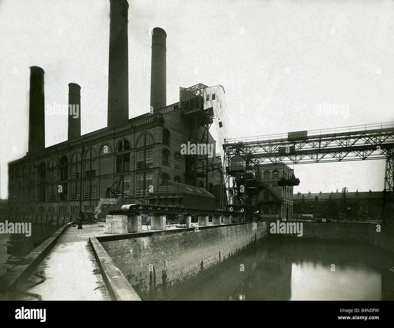 Lots Road power station in Chelsea When built was the largest power ...