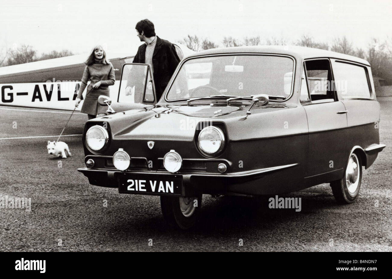 Reliant 21E Supervan 700cc Motor Car Robin Reliant circa 1985 Stock ...