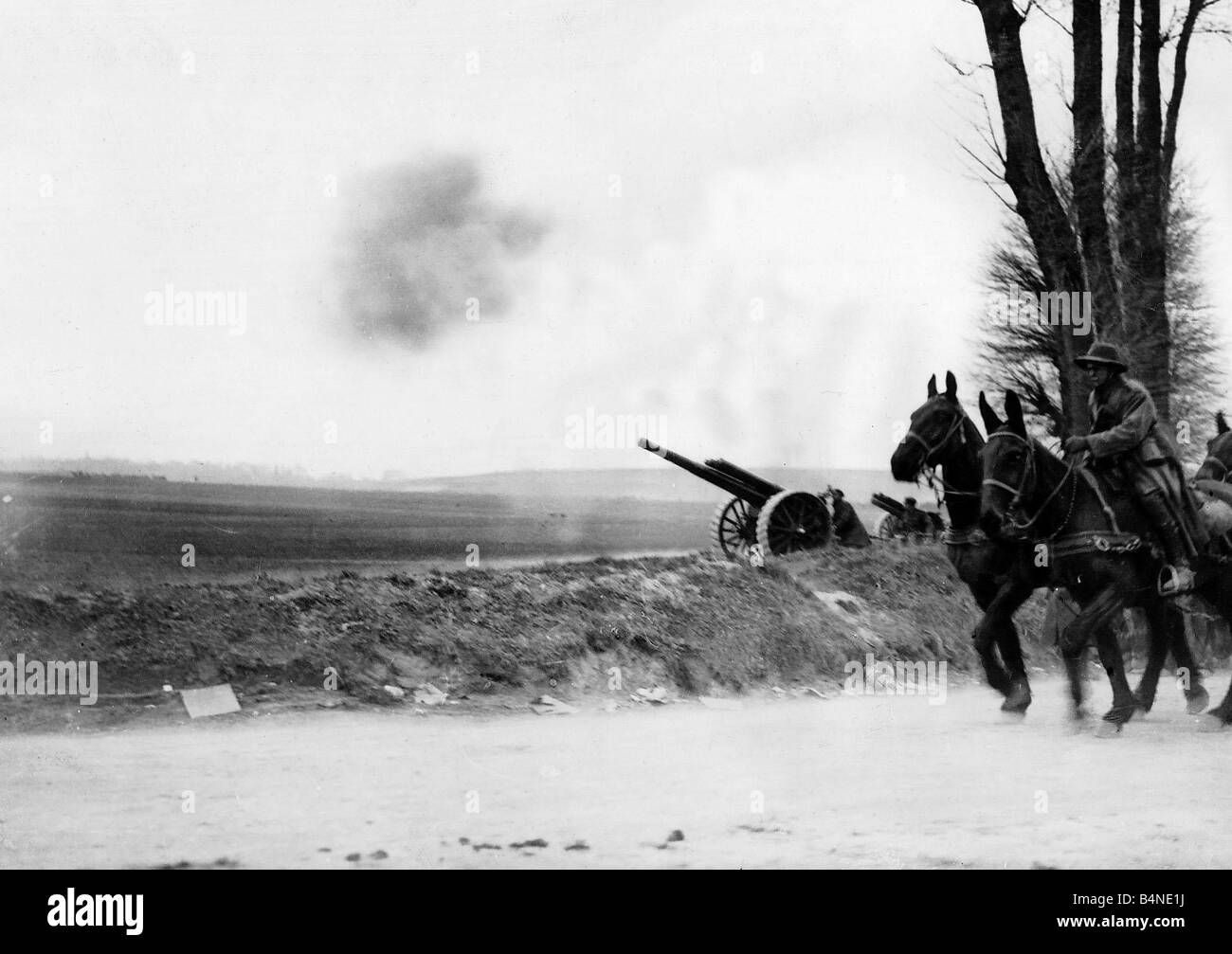 World war one german artillery Black and White Stock Photos & Images ...