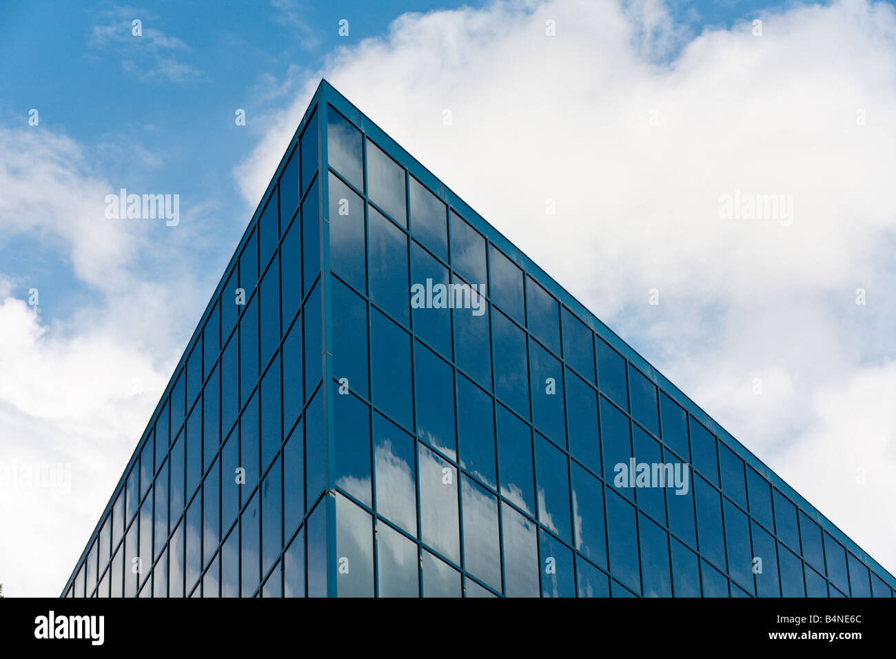Angular lines hi-res stock photography and images - Alamy