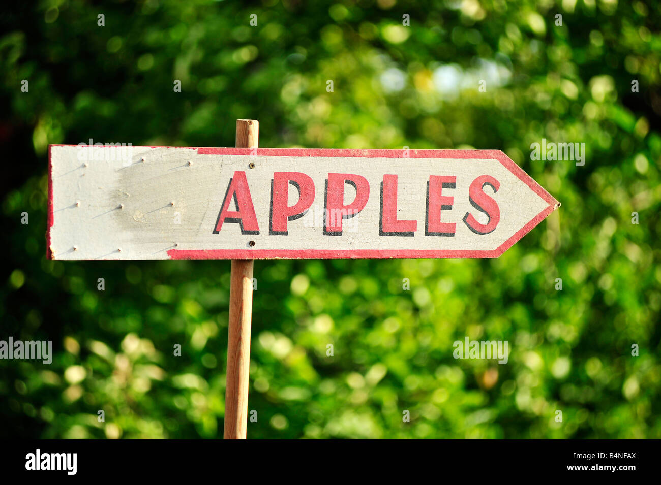 Apple picking sign hi-res stock photography and images - Alamy