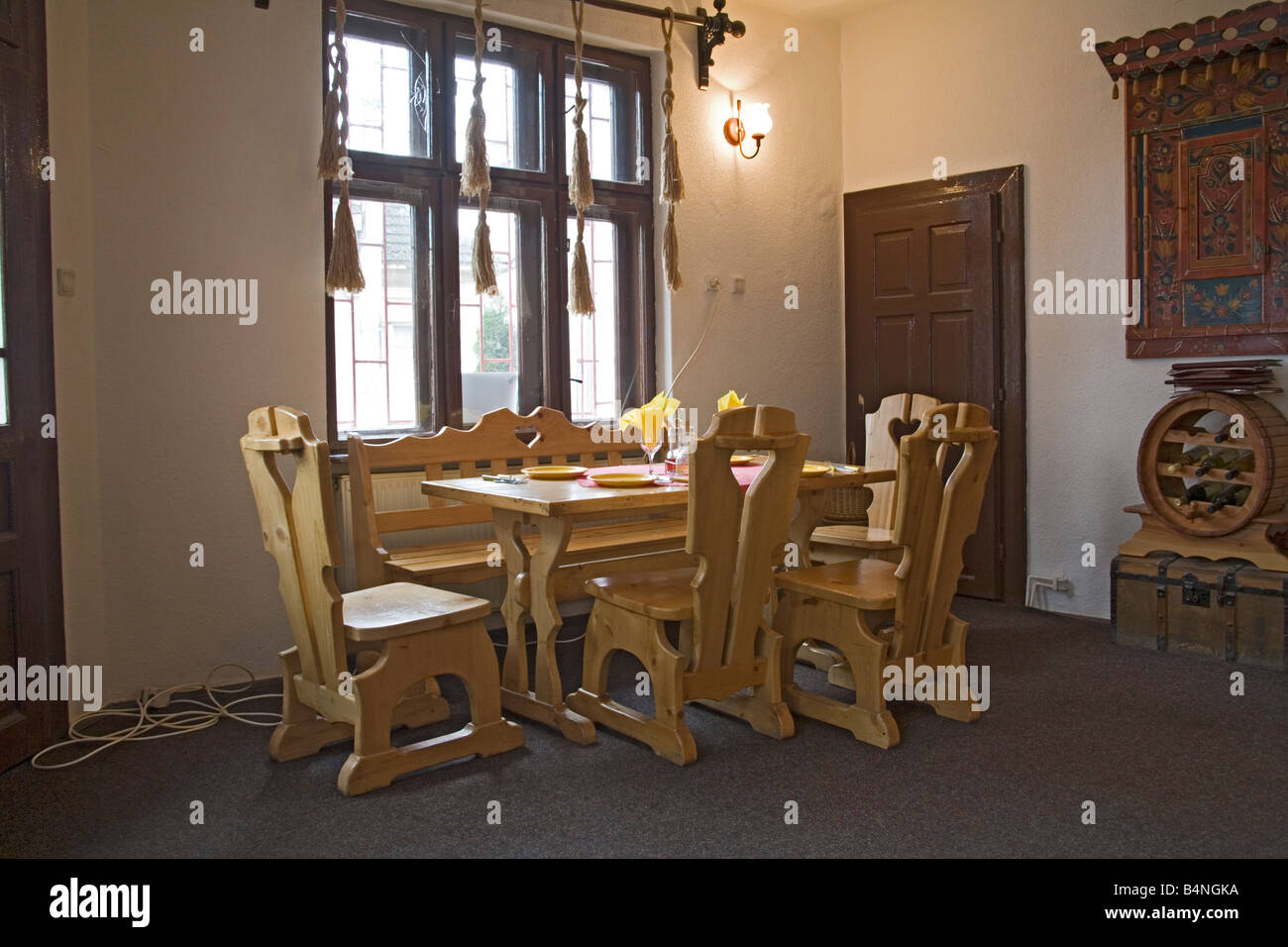 Romanian restaurant hi-res stock photography and images - Alamy