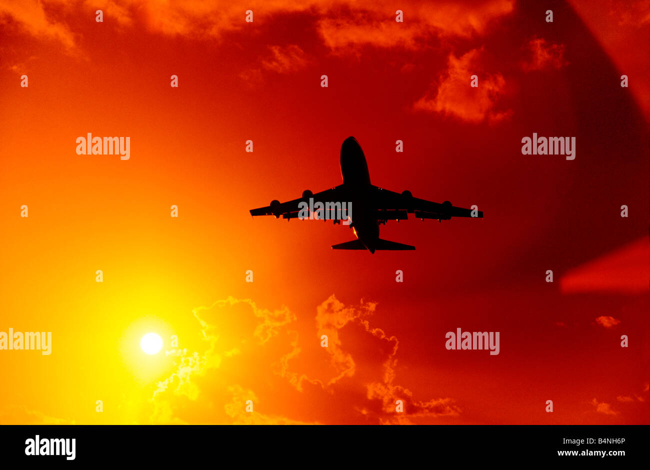 Boeing 747 Taking Off Sunset High Resolution Stock Photography and ...