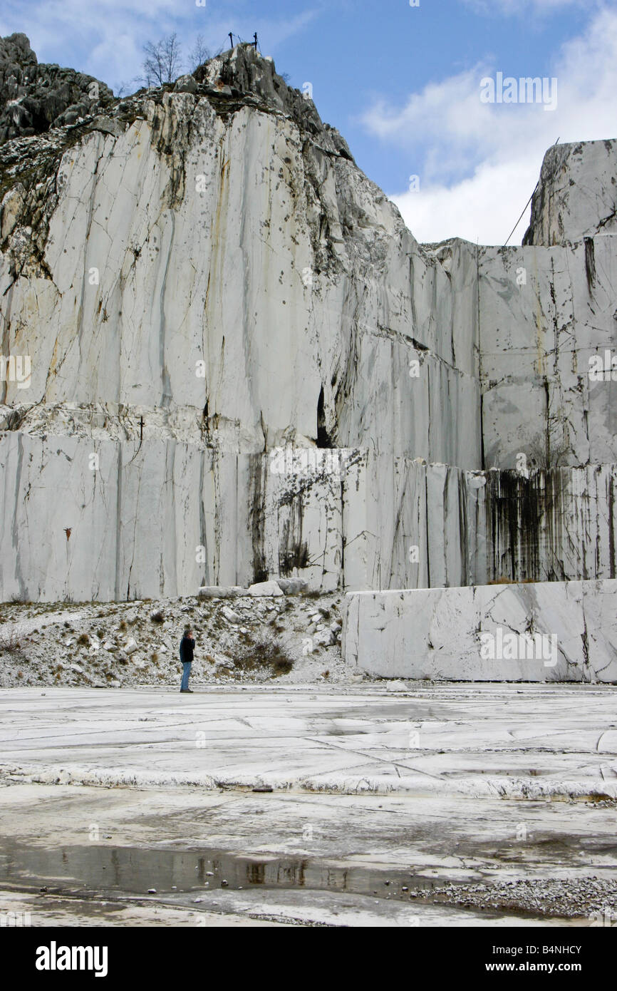 Alpi quarries hi-res stock photography and images - Alamy