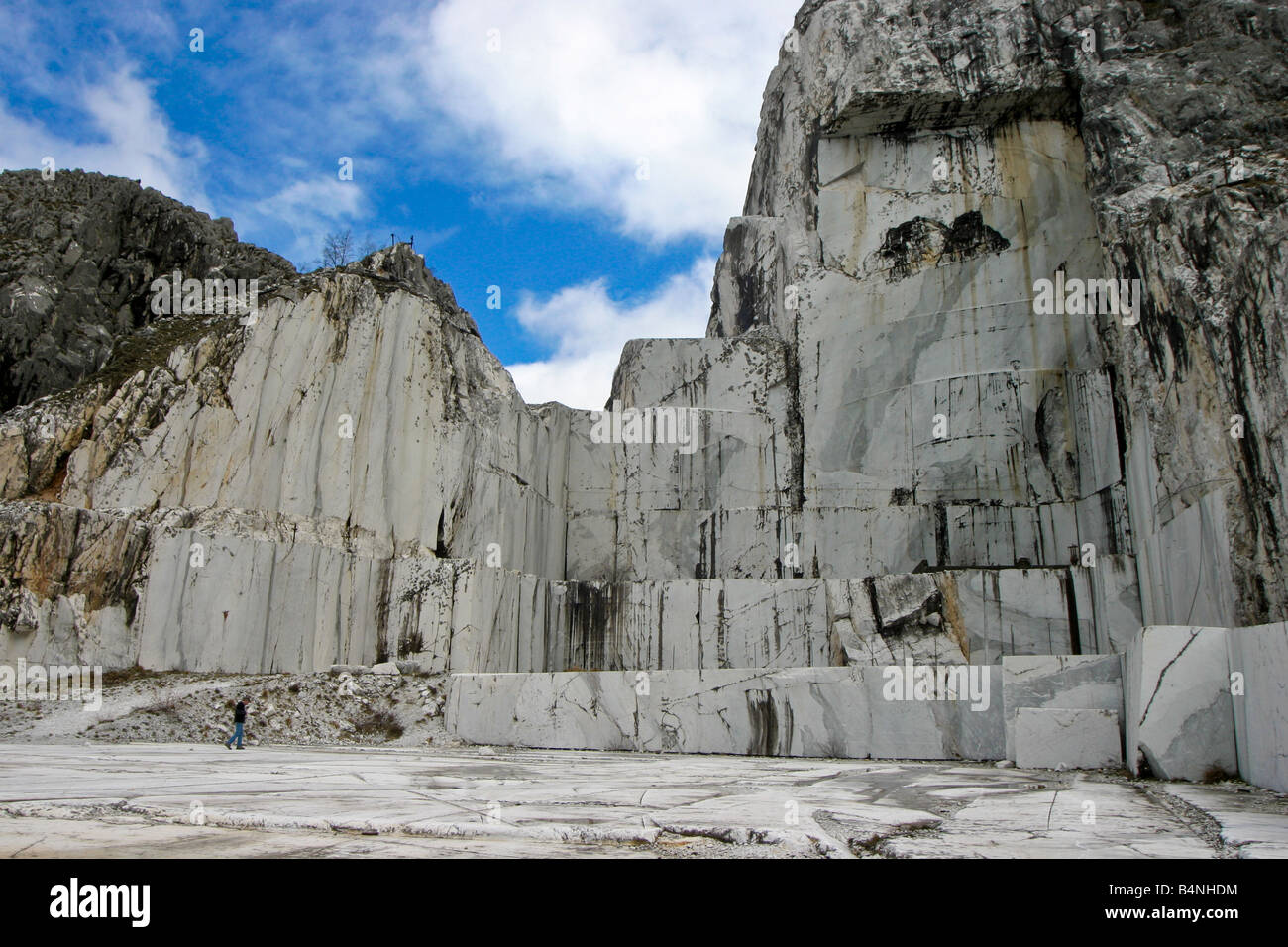 The marble quarries of the Apuan Alps,Tuscany, Italy Stock Photo - Alamy