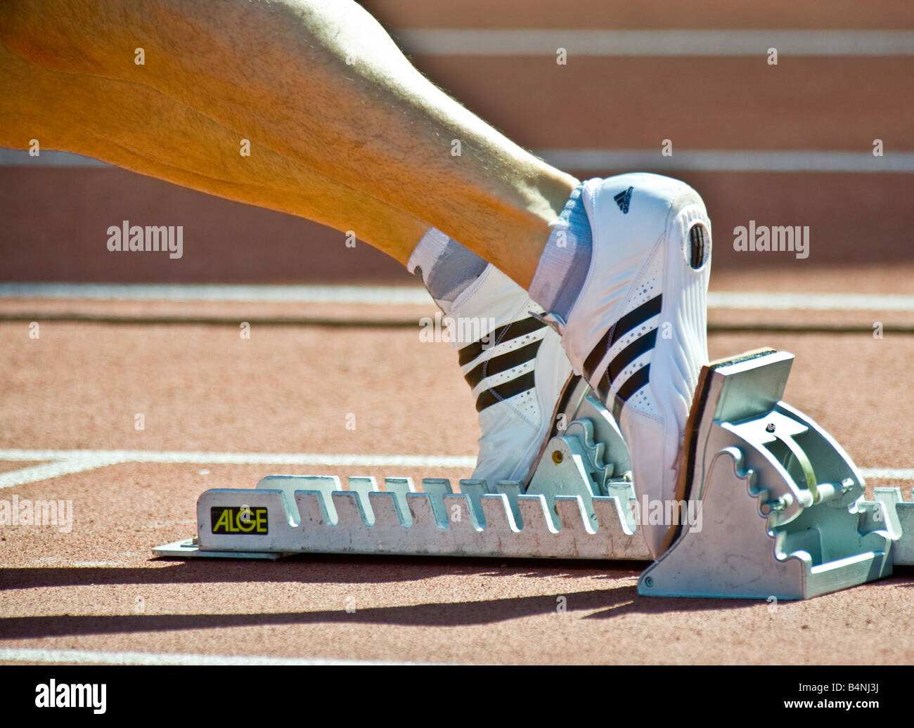 Relay sprinter starting block hi-res stock photography and images - Alamy