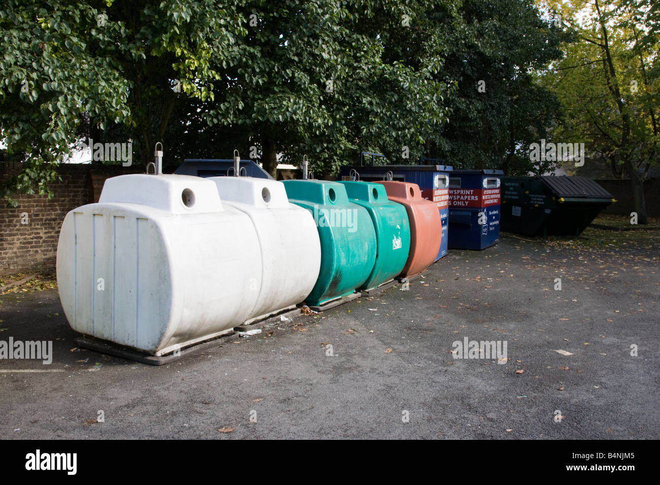 Clear Glass Bottle Recycling Bins Stock Photos & Clear Glass Bottle Recycling Bins Stock Images ...