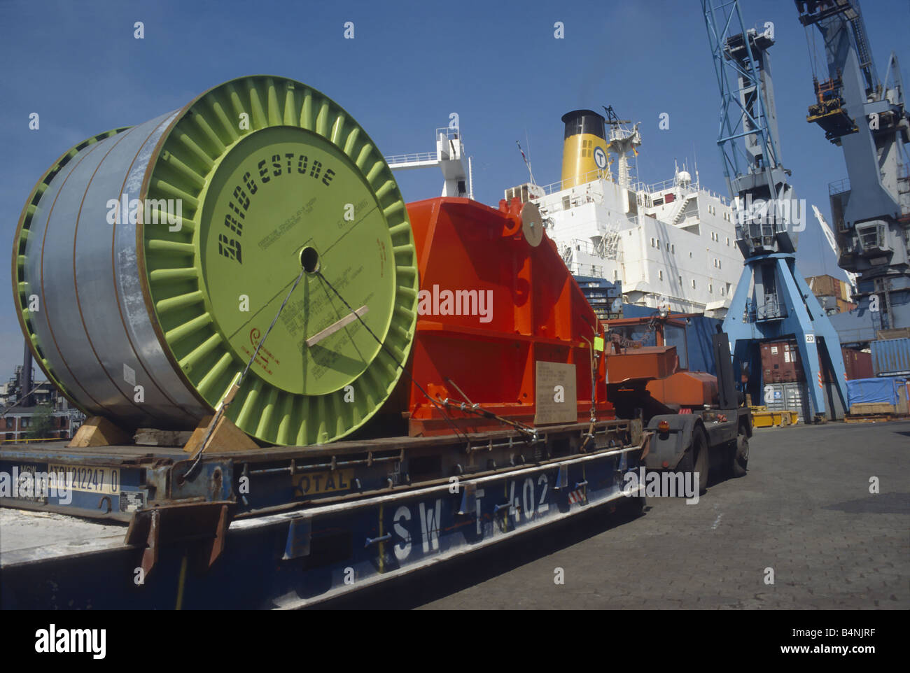 Mafi trailer hi-res stock photography and images - Alamy