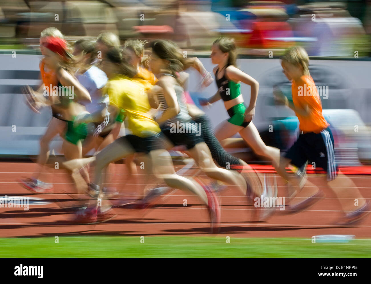 Track and Field 600m Girls Stock Photo - Alamy