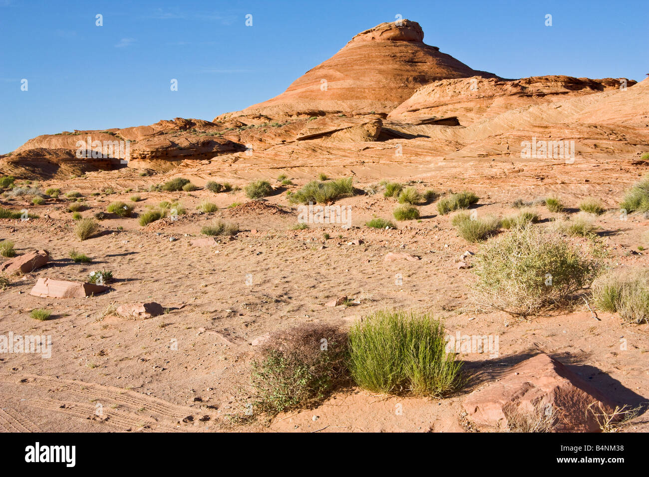 Horizontal landscape shot hi-res stock photography and images - Alamy